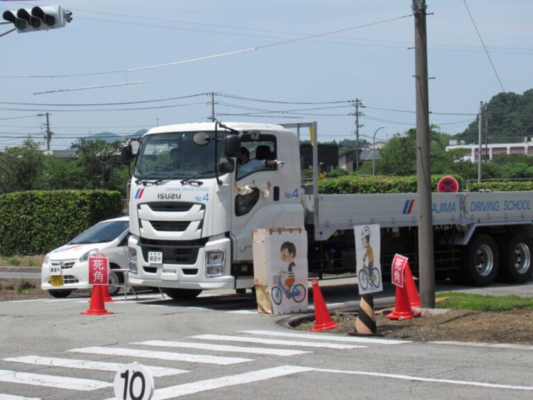 トラック初任運転者教育を実施しました。 | 宇和島自動車学校